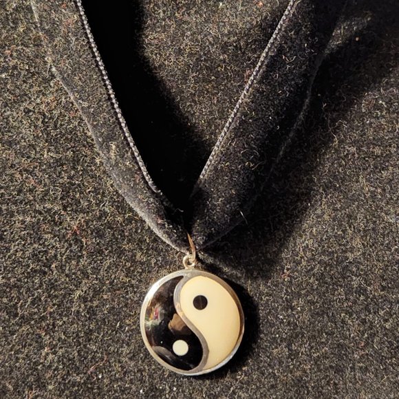 Jewelry | Vintage Velvet Sterling Silver Ying Yang Design 13 1 Pendant ...